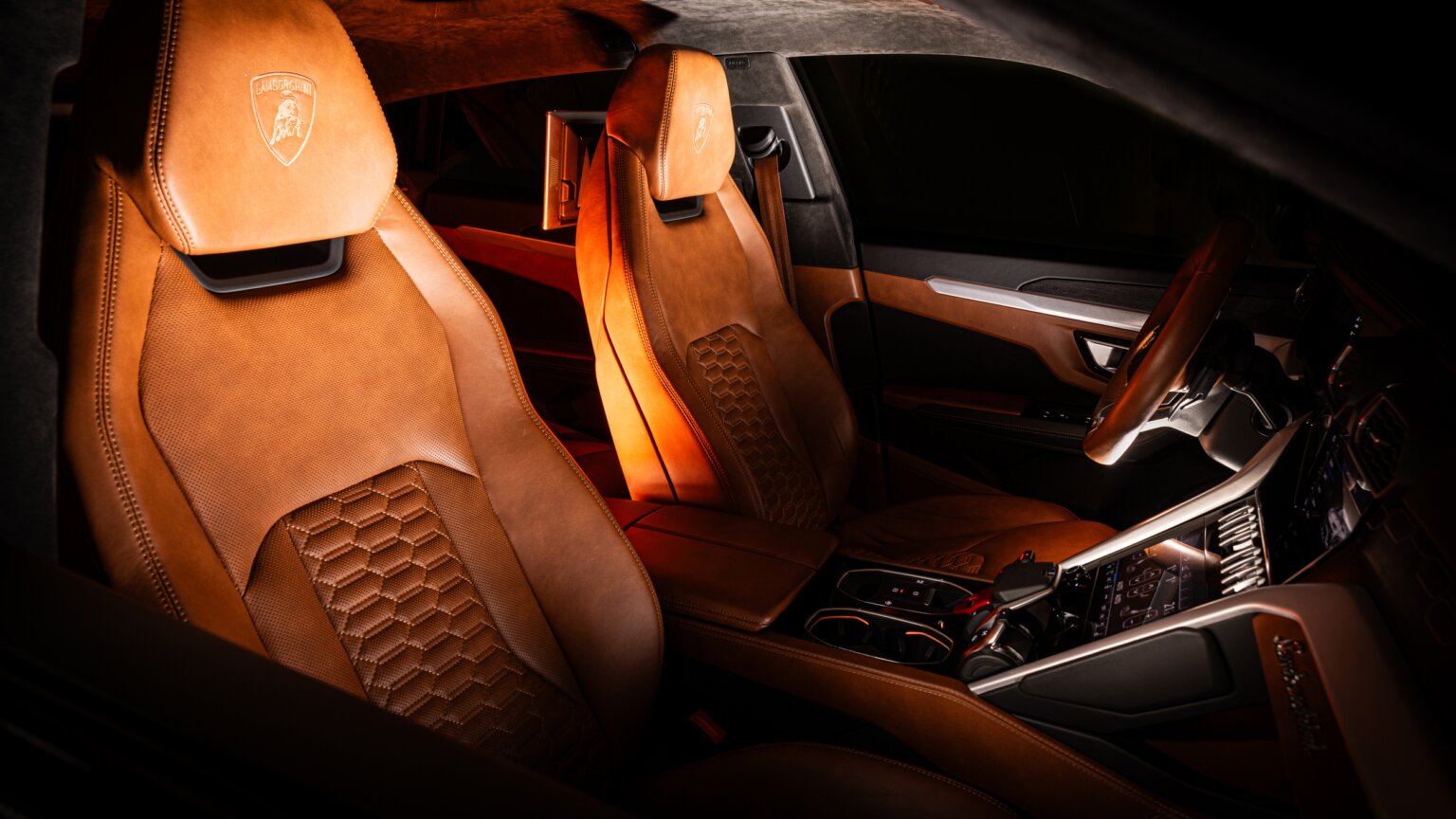 LAMBORGHINI Urus 4.0 V8 650 CH BITURBO BVA8 TOIT OUVRANT CAMERA 360 ...